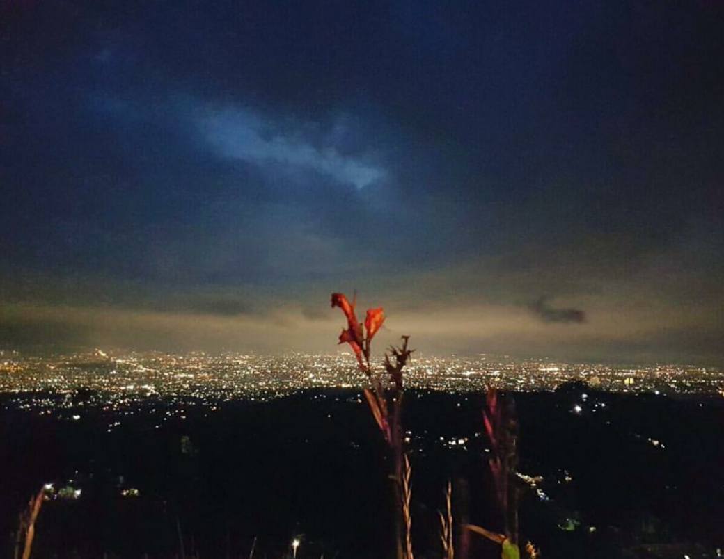 Puncak Bintang di Bandung – JejakPiknik.com