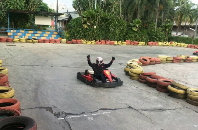 Harga Speedy Karting Gatot Subroto Jakarta, Tempat Main Gokart ...