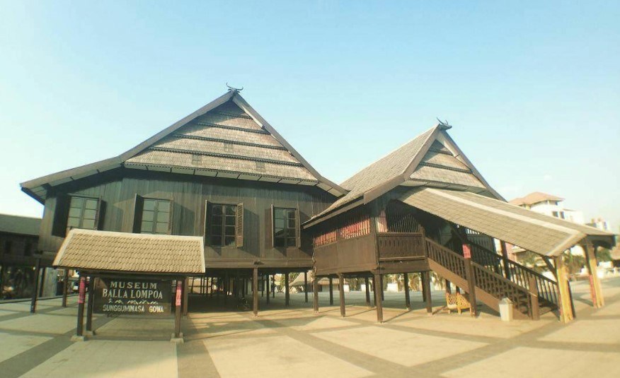 10 Gambar Museum Balla Lompoa Makassar dan Harga Tiket Masuk
