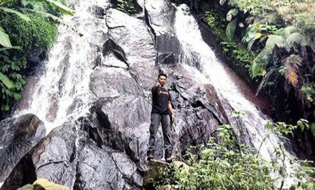 10 Gambar Air Terjun Girimanik Wonogiri, Rute Menuju Lokasi