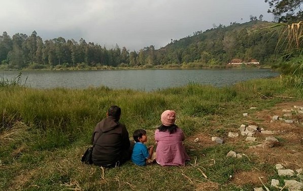 10 Gambar Telaga Pengilon Dieng Wonosobo, Letak Lokasi + Cantiknya ...