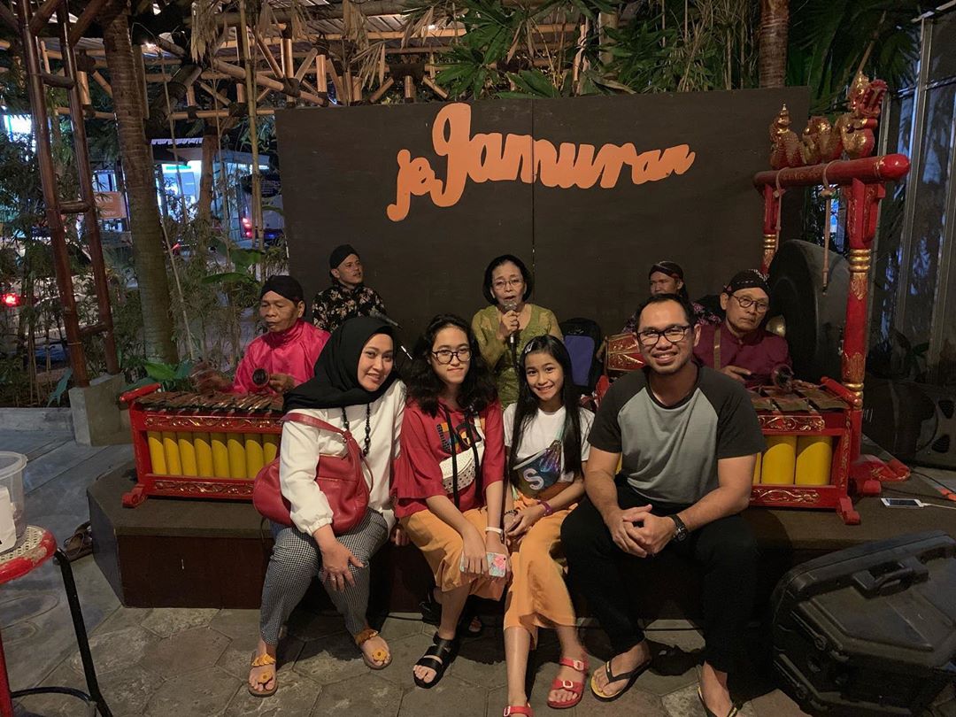 Daftar Harga Resto Jejamuran Sleman Jogja 2023 Buka Jam Berapa Dekat ...