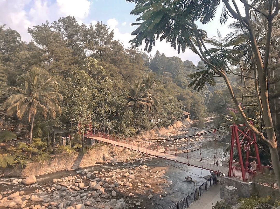 10 Foto Cimory Riverside Bogor Puncak 2023 Tiket Masuk Harga Menu ...