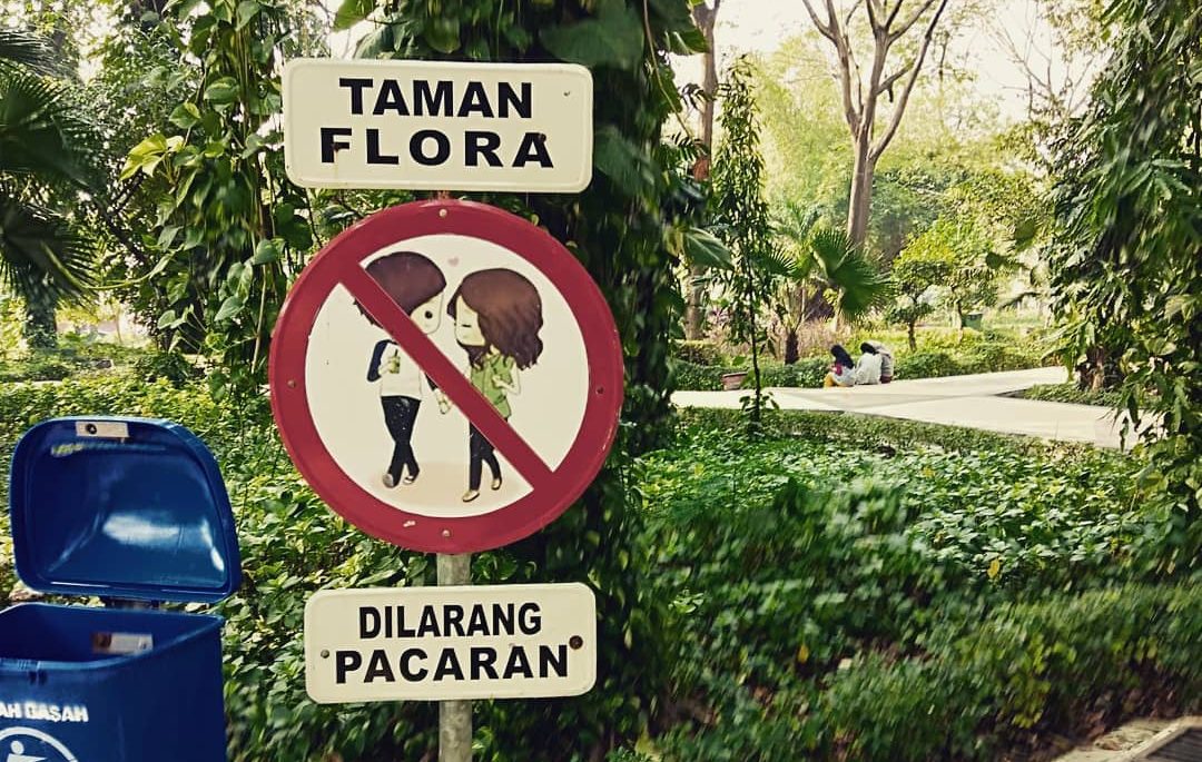 10 Gambar Taman Flora di Kota Surabaya, Harga Tiket Masuk Murah Meriah ...