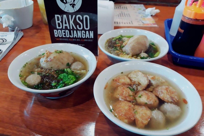 2 Alamat Bakso Boedjangan Malang, Daftar Menu Harga Ciliwung Jalan Purwantoro Transmart ...